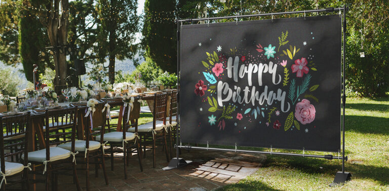 10 Best Birthday sign decor ideas | Blog | Front Signs