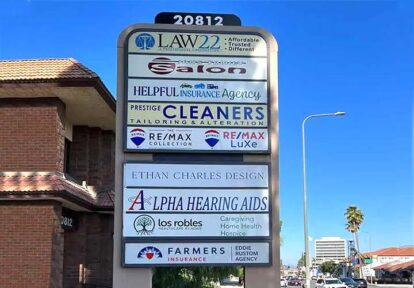 Pylon Signs | Custom Plaza Signs | Los Angeles and US-wide | Front Signs