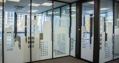 All the ins and outs of custom decals: types, usages, installation