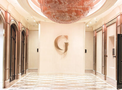 Lobby Signs | Custom Reception Signs | Los-Angeles, US-wide | Front Signs