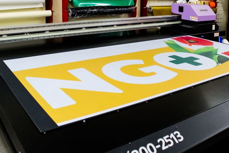 Direct printing process of a foam core sign | Front Signs