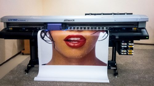 Direct printing process of a customized decal | Front Signs