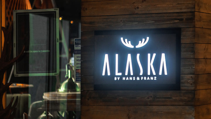 Restaurant Signs | Outdoor Restaurant Signs | Los Angeles | Front Signs