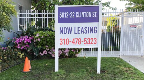 Leasing yard sign made of wood and dibond | Front Signs