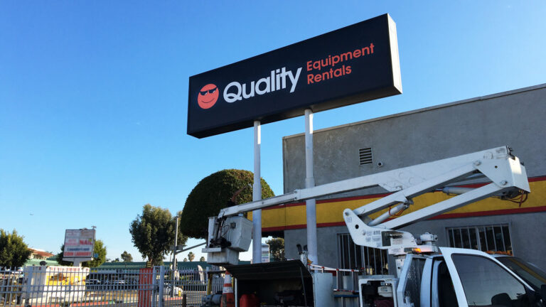 Double-sided tall pylon sign with LED lights | Front Signs