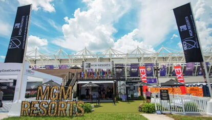 Custom Outdoor Signs | Exterior Signage | Los Angeles, US Wide | Front ...