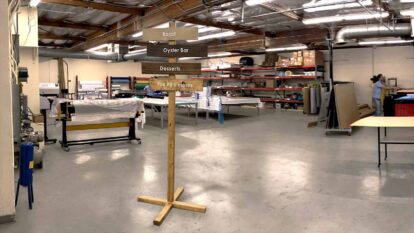 Wooden directional sign for a restaurant | Front Signs