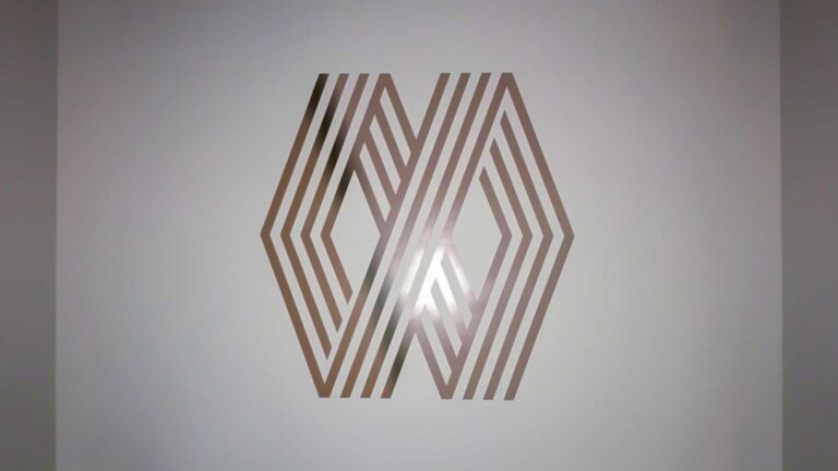 Acrylic Sign on the wall with an Opaque Vinyl | Front Signs